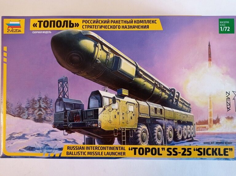COD.ZVZ5003 “TOPOL” SS-25 “SICKLE”. ESC 1/72 – Surmaquetas